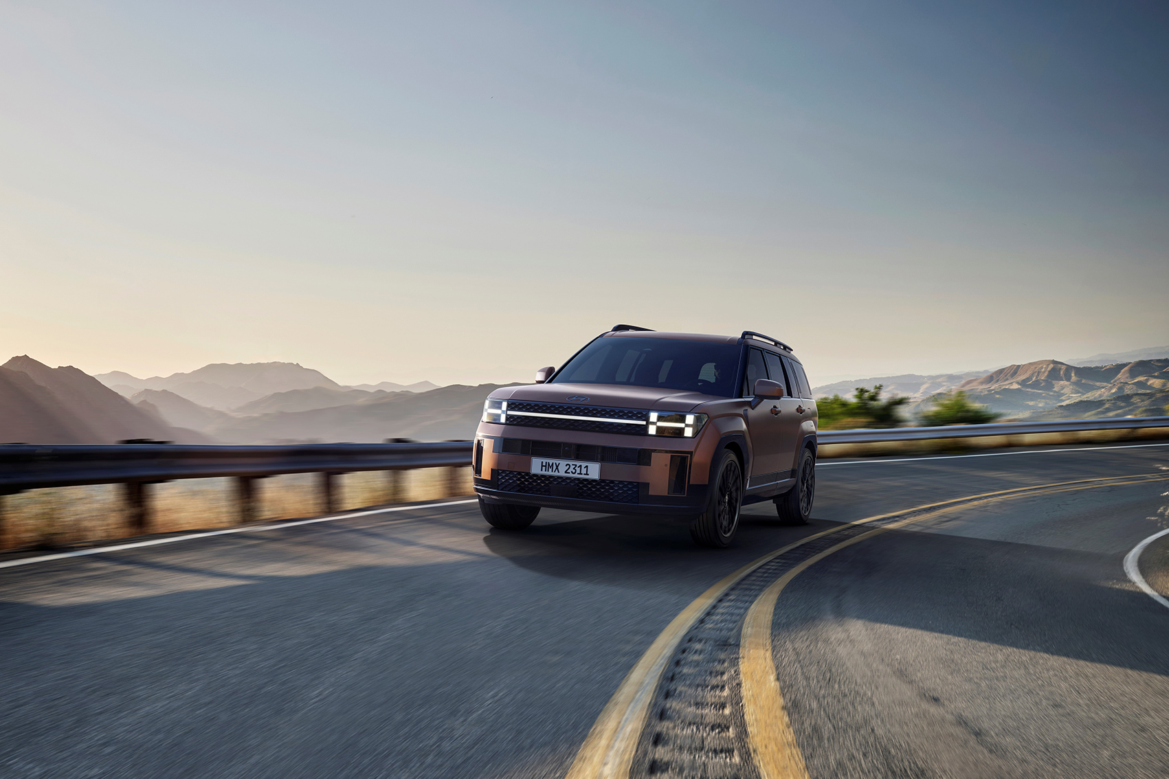 Hyundai Motor Radically Transforms All-New SANTA FE SUV to Offer Larger ...